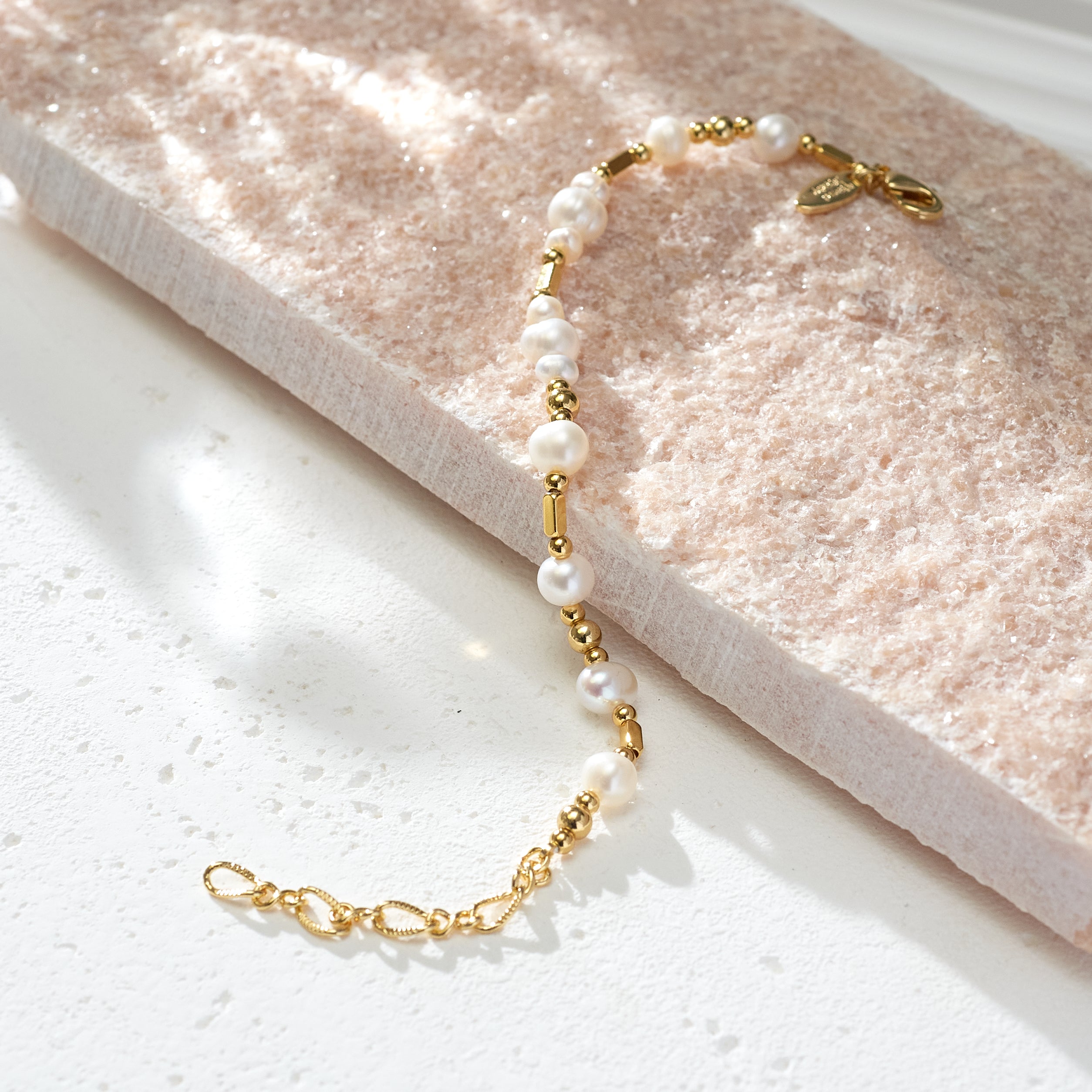 Pearl Whisper bracelet – Pretty Straps™